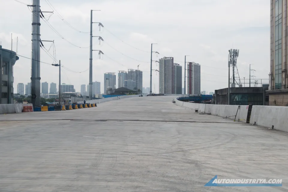 Here's the list of operational Skyway Stage 3 entry and exit ramps ...