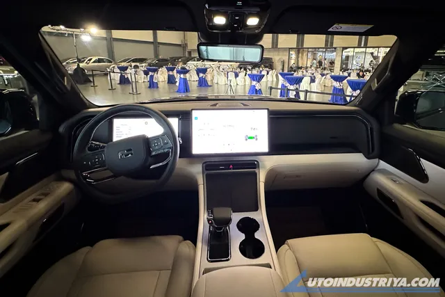 2025 Rox 01 SUV is the latest EREV to enter PH market | AutoIndustriya