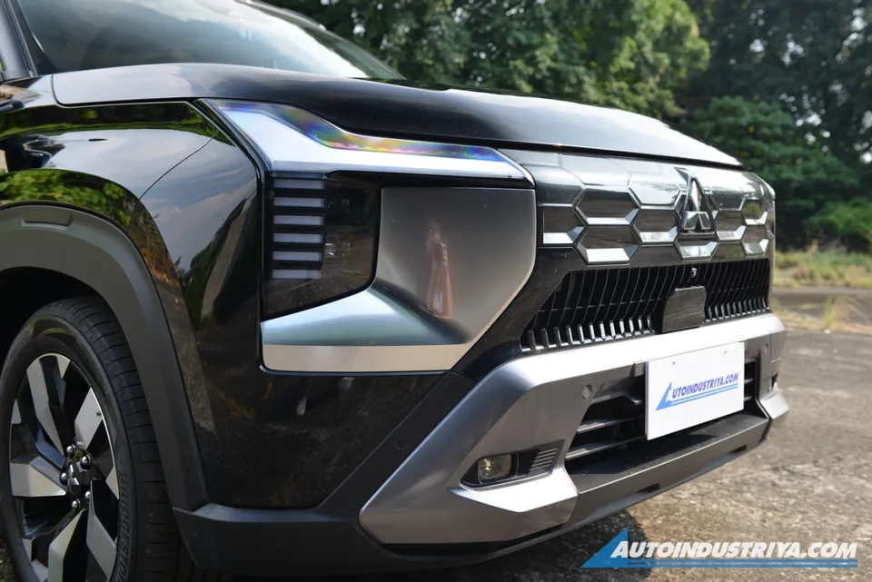 2026 Mitsubishi Destinator GT 1.5T CVT | AutoIndustriya