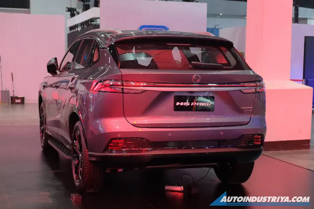 PIMS 2026: MG PH reveals all-new MG4, RX9 PHEV, and HS PHEV ...