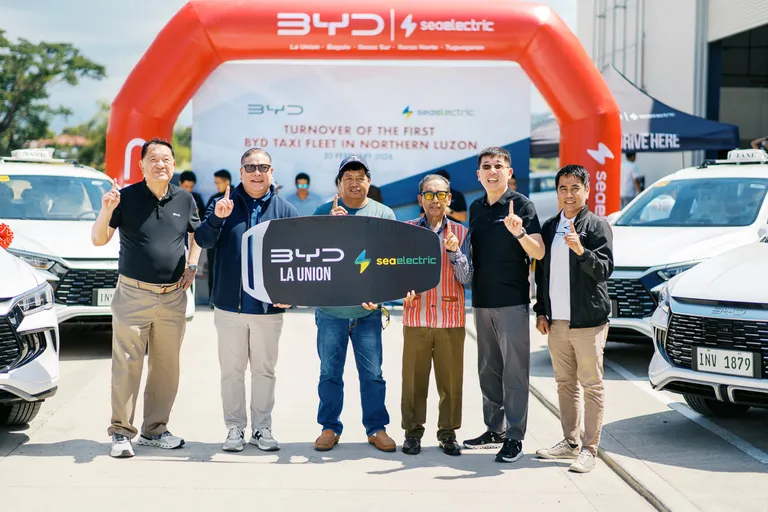 BYD Cars PH launches first Sealion 5 DM-i taxi fleet in Cordillera ...