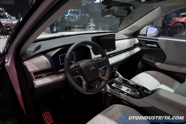 PIMS 2026: Mitsubishi Outlander PHEV previewed for August launch ...