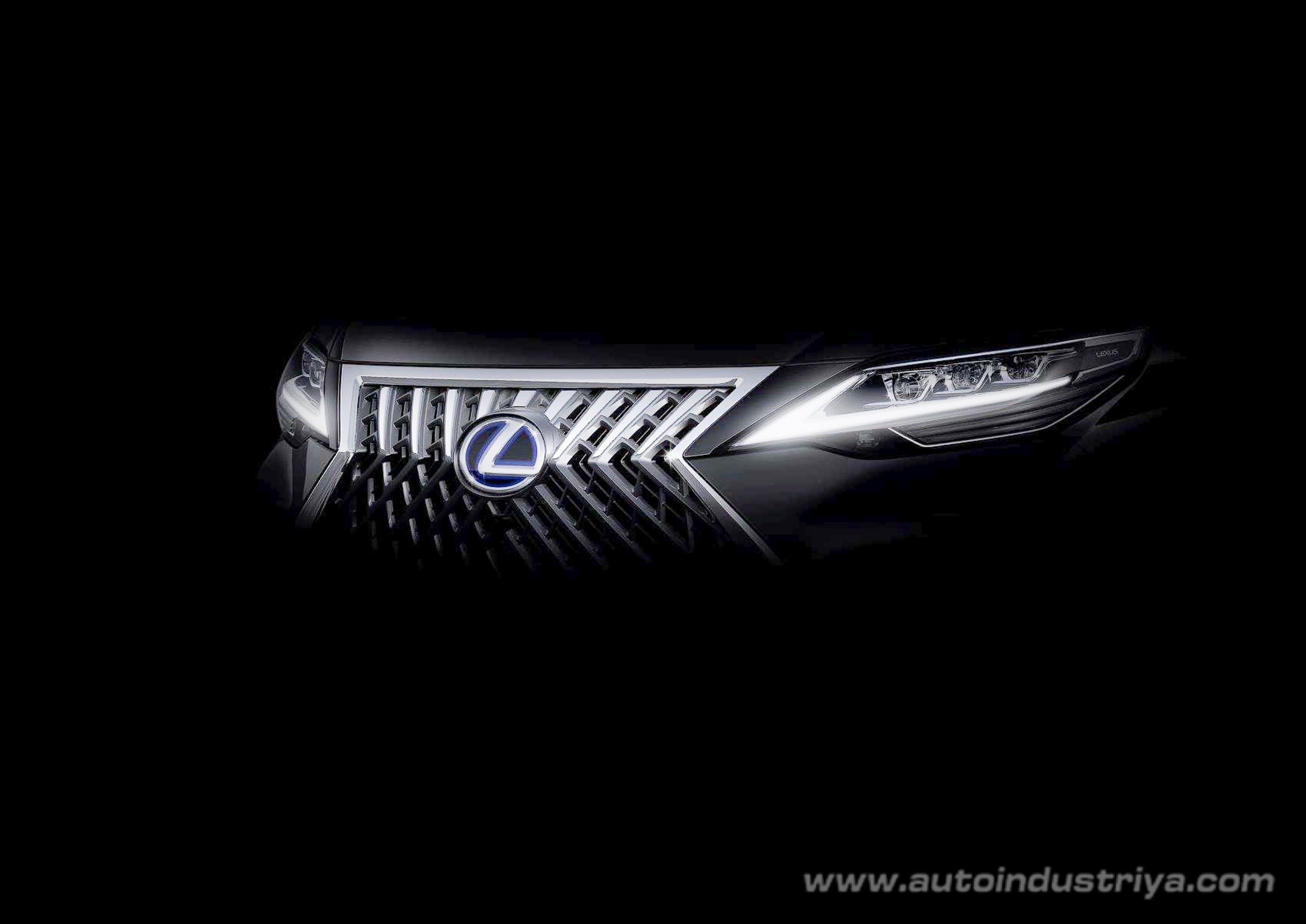 Is this the Lexus version of Toyota's Alphard? | AutoIndustriya